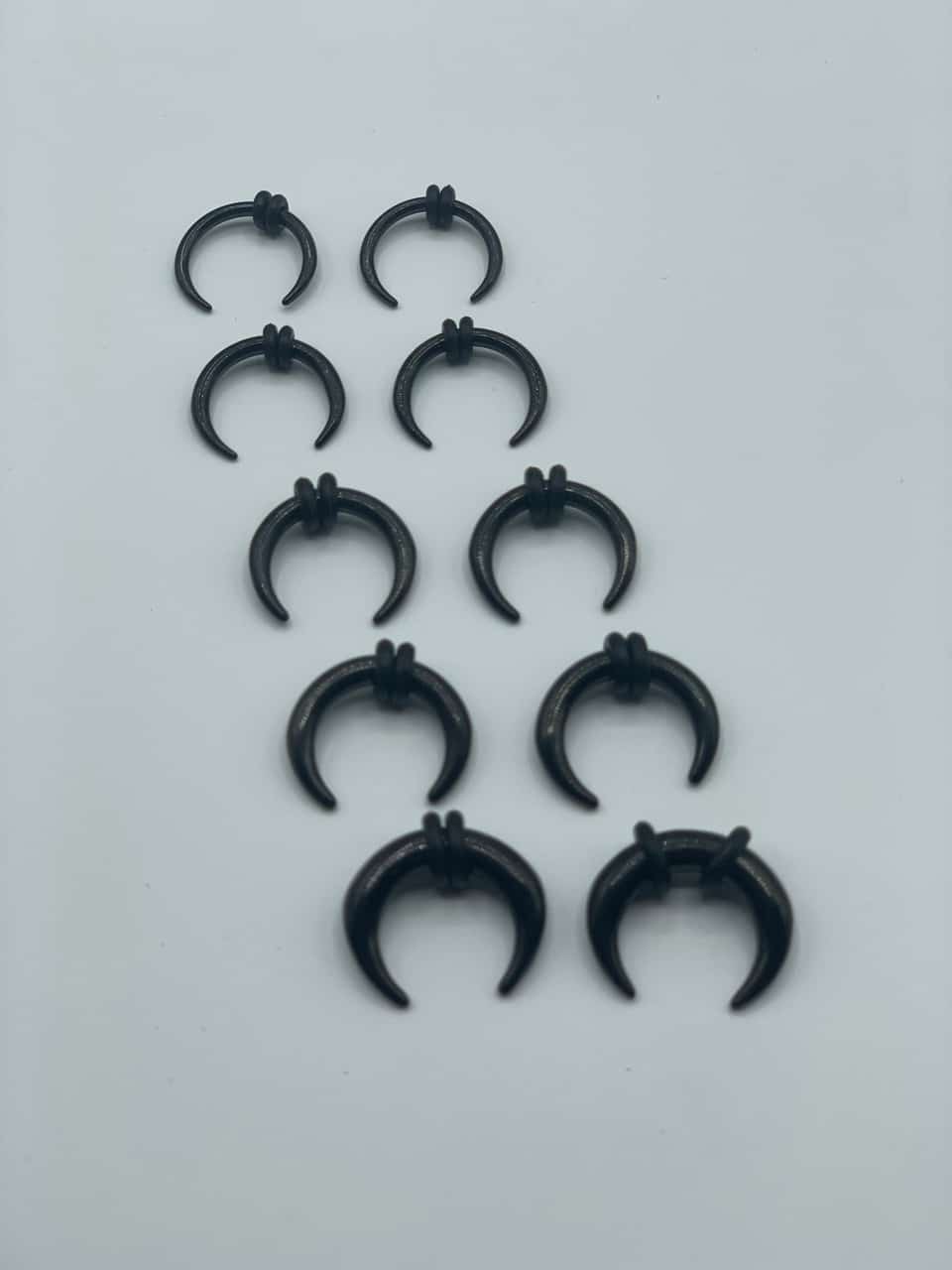 Black Pinchers Stretching Kit (14 gauge - 6 gauge) | King's Body Jewelry